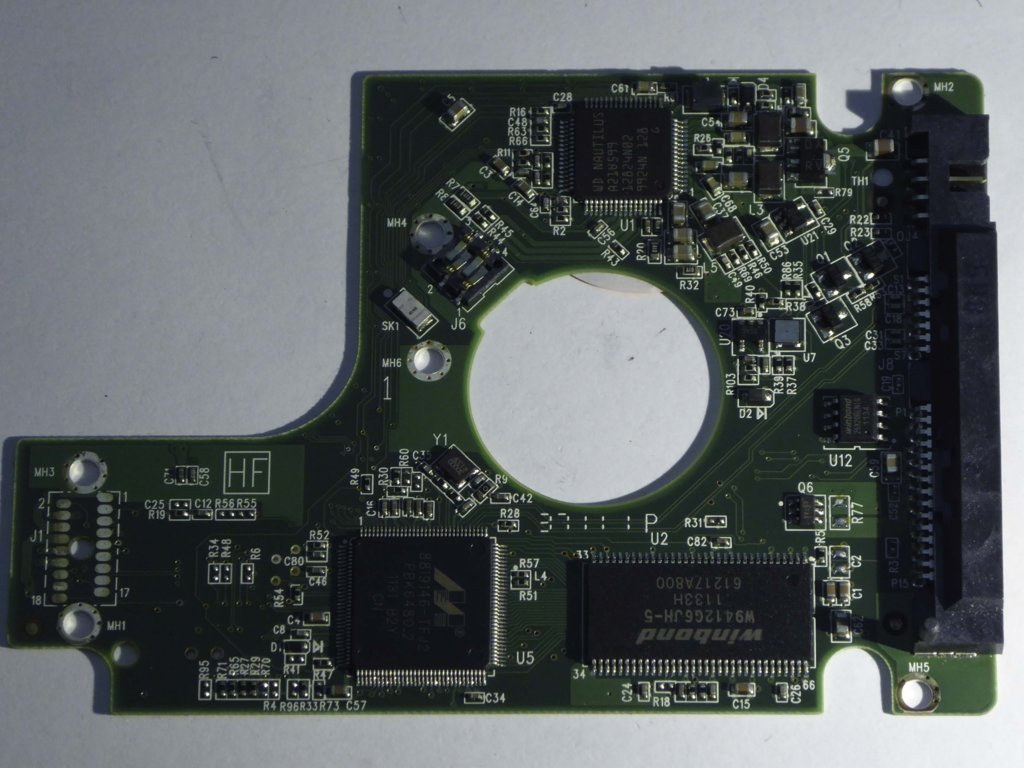 Western Digital WD6400BPVT-55HXZT3 2060-771820-000 REV A (3919) PCB for ...